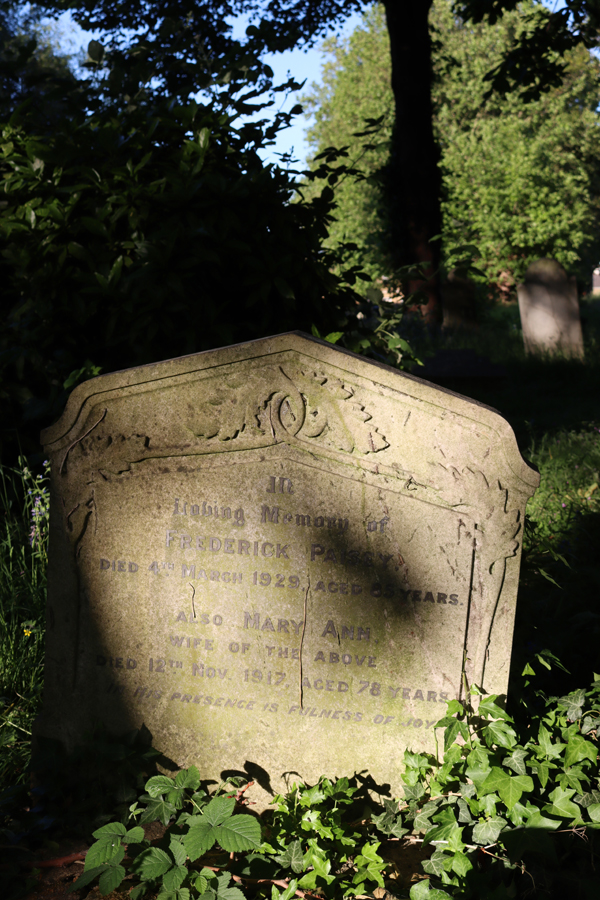St Mary’s Cemetery Battersea London + Pique – Lavender's Blue