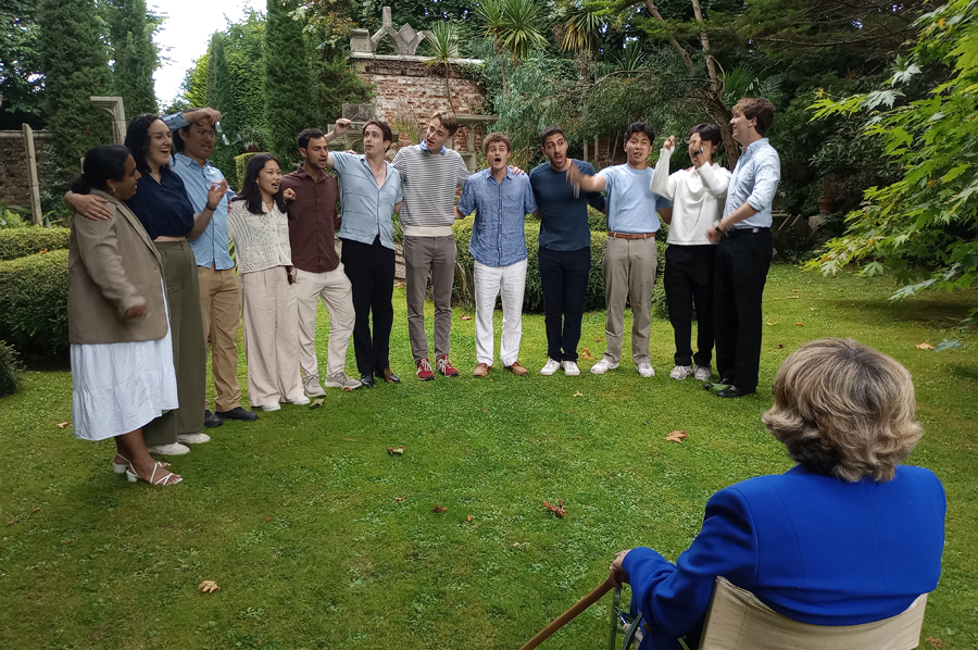 Lindy Guinness Marchioness of Dufferin + Ava + Abbey Leix Laois ...